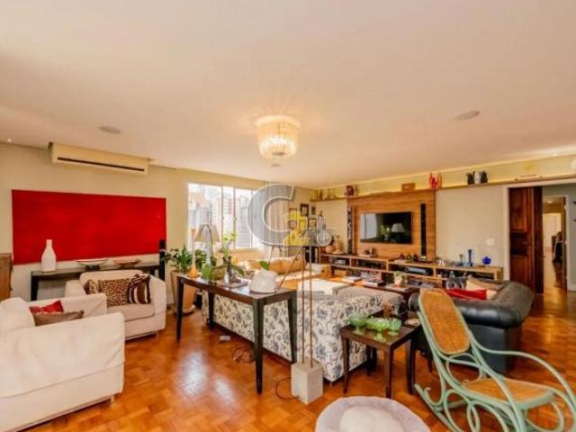 Apartamento a venda no Jardim Paulista com 3 suites, 2 vagas