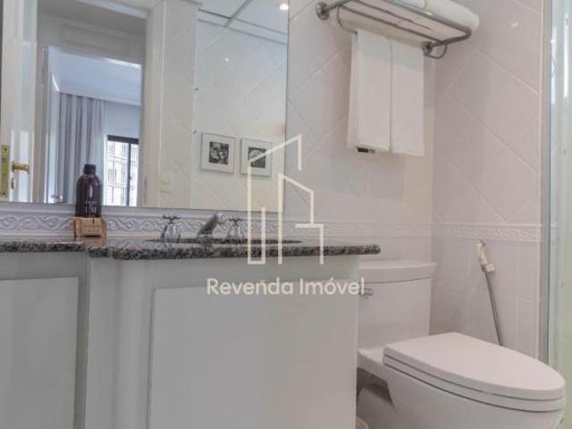 Apartamento à venda no Jardim Paulista, São Paulo SP: 1 quarto, 1 banheiro, 1 vaga, 32,22 m² Imper