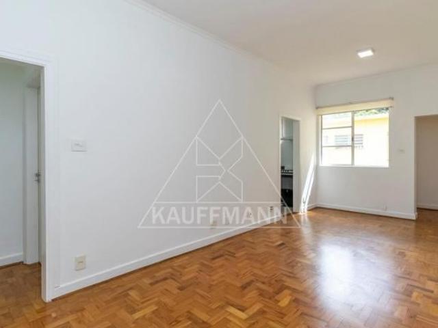 Apartamento à Venda no Jardim Paulistano 3 Dormitórios, 1 Vaga, 92m² A.U