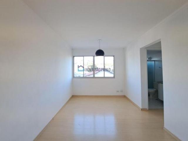 Apartamento à venda no Jardim Petrópolis com 2 quartos