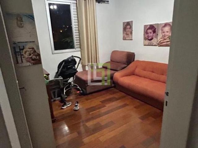 Apartamento à venda no Jardim Pitangueiras II