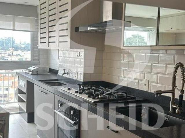 Apartamento à venda no Jardim Prudência, com dois dormitórios, varanda e uma vaga de garagem