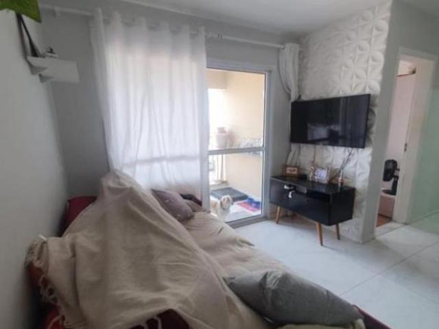 Apartamento à venda no Jardim Roberto com 2 quartos