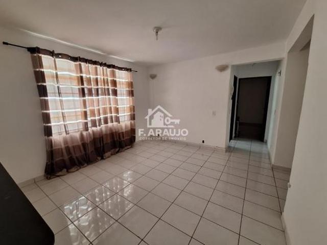 Apartamento à venda no Jardim Santa Rosália
