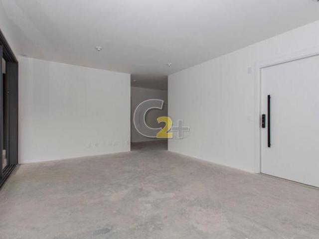 Apartamento à venda no Jardim Sílvia com 5 quartos, sendo 4 suítes e 3 vagas