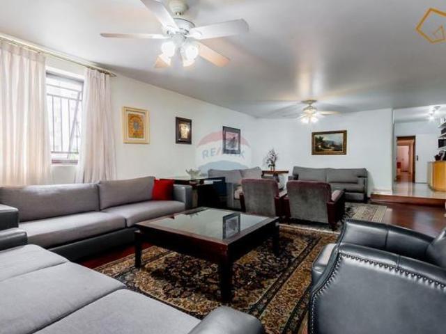 Apartamento à venda no Jardins