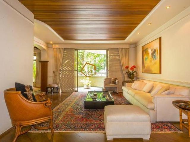 Apartamento á venda no Jardins