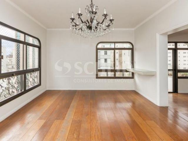 Apartamento á Venda no Jardins com 288m², 4 quartos sendo 3 suítes, 4 vagas
