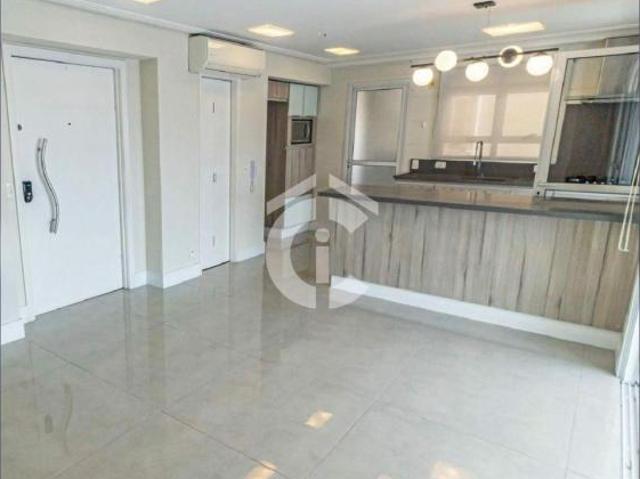 Apartamento à venda no Jd Anália Franco com 2 suítes e 2 vagas + depósito