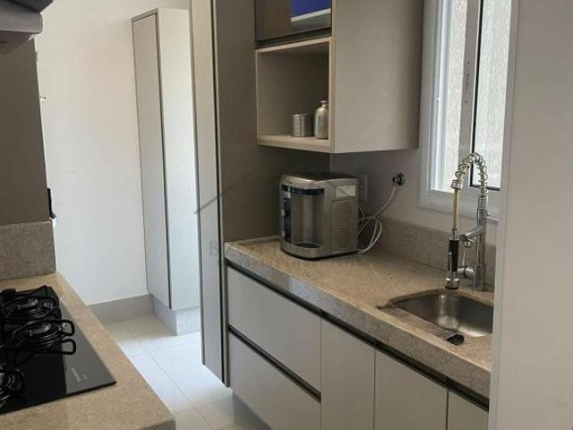 Apartamento a venda no Le Jardim 3 dorm sendo 2 suítes e 2 vagas de garagem, apto todo planejado