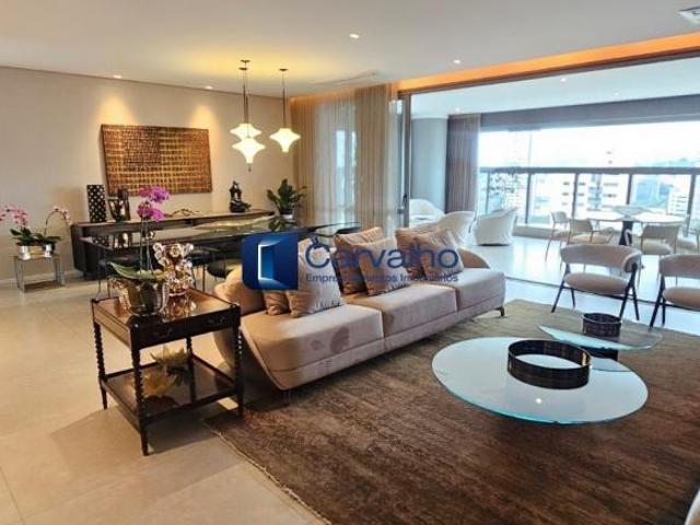 Apartamento a venda no Le Reve Cambuí com 4 suítes e 4 vagas de garagem