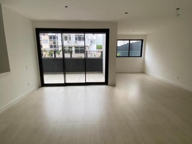 Apartamento à venda no Lourdes