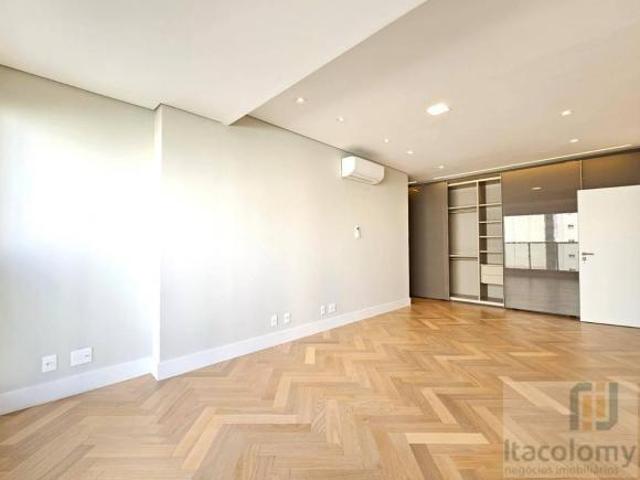 Apartamento à venda no Palazzo Grimaldi
