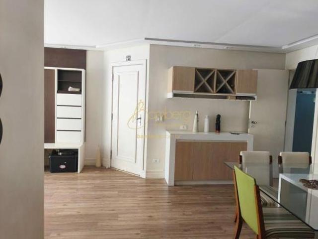 Apartamento à Venda no Panamby, 2 vagas! Rua fechada!