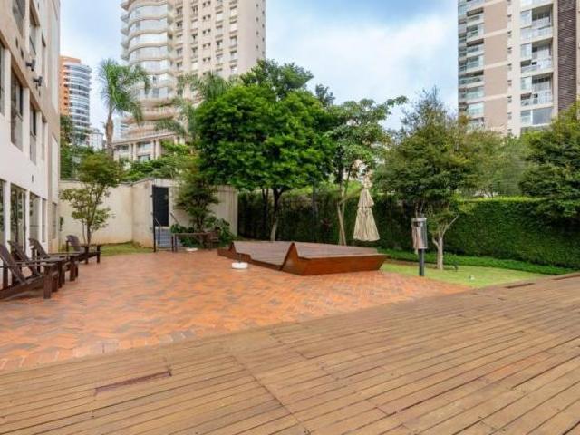 Apartamento à venda no Panamby