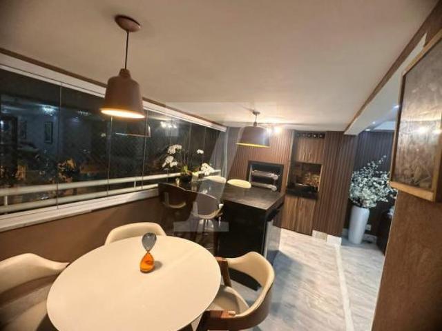 Apartamento a Venda no Panamby com 210 m2 área útil