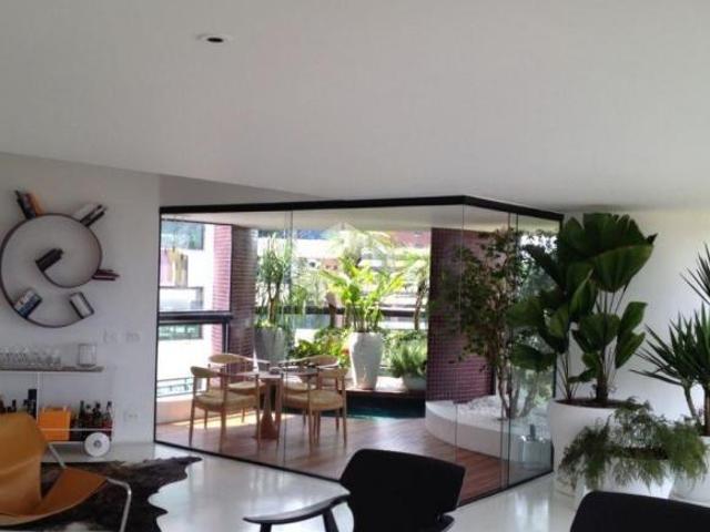 Apartamento à venda no Panamby com 450 m², 3 quartos e 2 vagas
