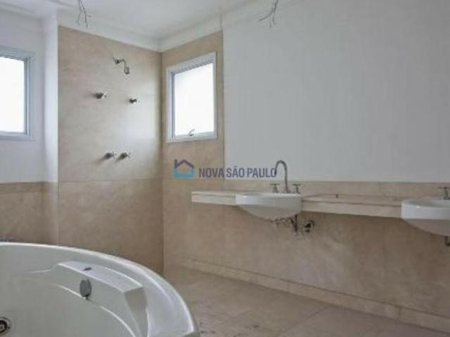 Apartamento à venda no Panamby Morumbi
