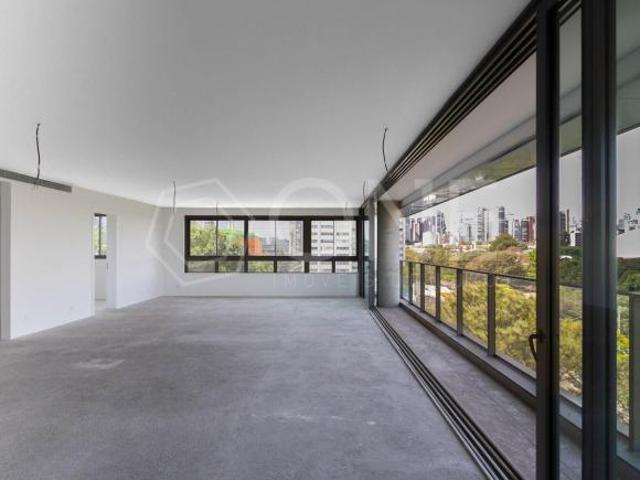 Apartamento à venda no Paraíso