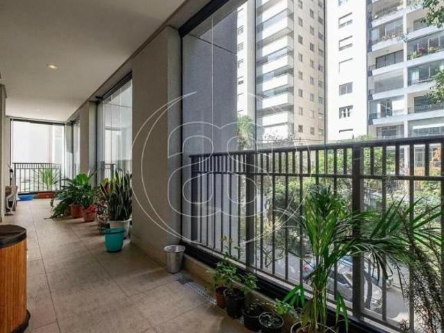 APARTAMENTO À VENDA NO PARAISO