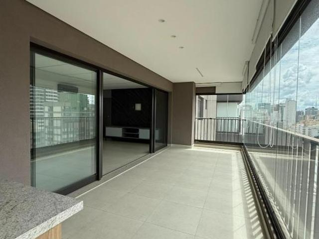 Apartamento à venda no Paraíso