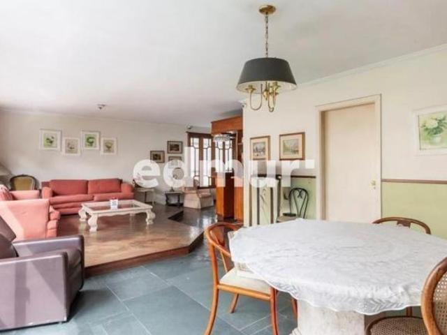Apartamento à venda no Paraíso