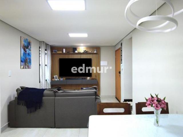 Apartamento à venda no Paraíso