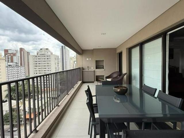 Apartamento à venda no Paraíso