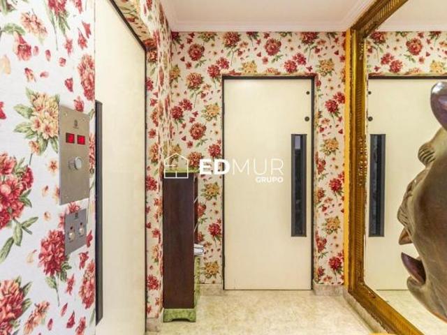 Apartamento à venda no Paraíso