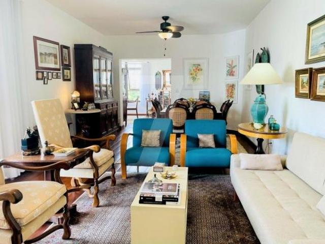 Apartamento à Venda no Paraíso