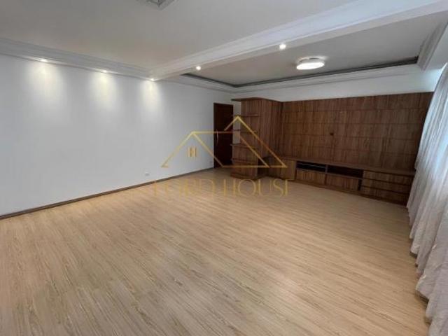 Apartamento à venda no Paraíso