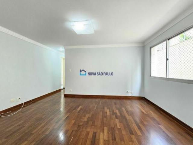 Apartamento à venda no Paraíso com 130 m²