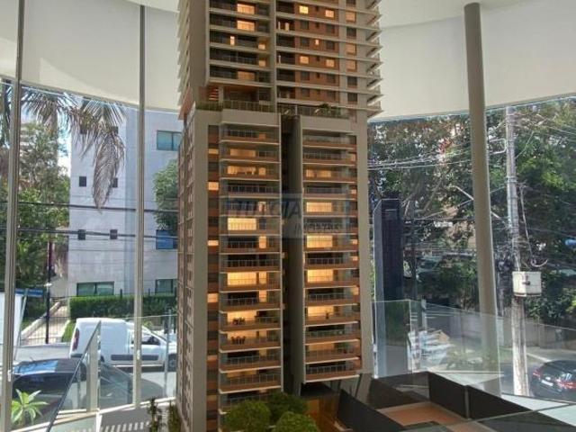 APARTAMENTO À VENDA NO PARAÍSO, SÃO PAULO