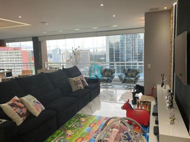 Apartamento à venda no Paraíso, SP