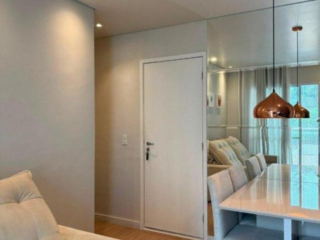 Apartamento à venda no Parque Viana