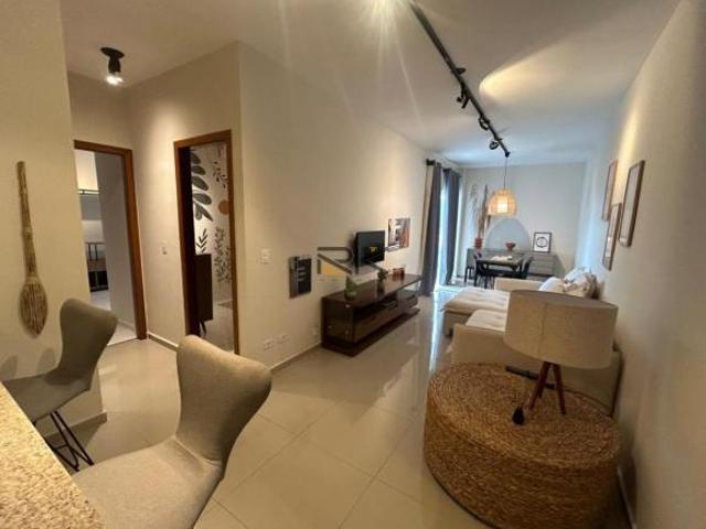 Apartamento à venda no Parque Vivamar,semi mobiliado,sala 2 ambientes e área de lazer completa