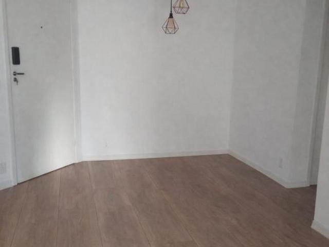 Apartamento à venda no Parque da Mooca, São Paulo SP: 2 quartos, sala ampla, Sacada,banheiro, 1 vaga