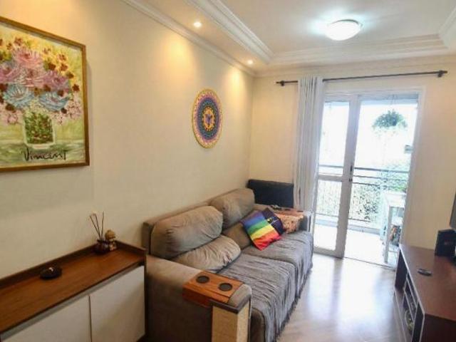 Apartamento à venda no Parque Maria Domitila na Rua Willis Roberto Banks