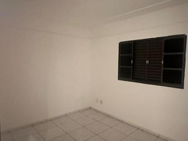 Apartamento à venda no Parque Residencial Regina Nova Veneza em Sumaré/SP