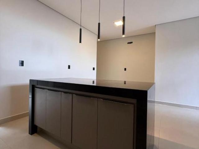 Apartamento à venda no Piratininga 1