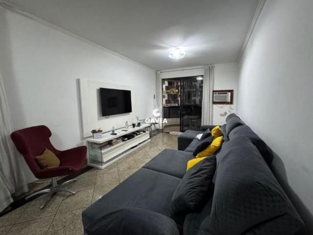 Apartamento à venda no Pompéia em Santos