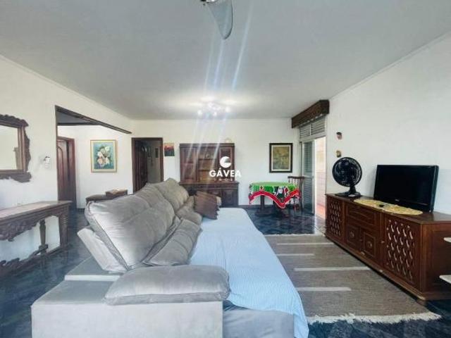 Apartamento à venda no Pompéia em Santos