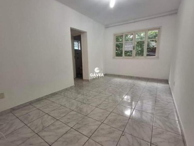Apartamento à venda no Pompéia em Santos