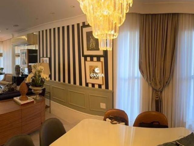Apartamento à venda no Pompéia em Santos
