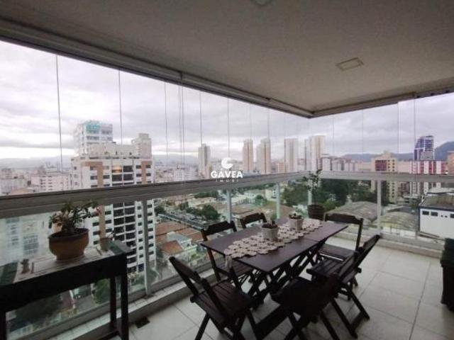 Apartamento à venda no Ponta da Praia em Santos