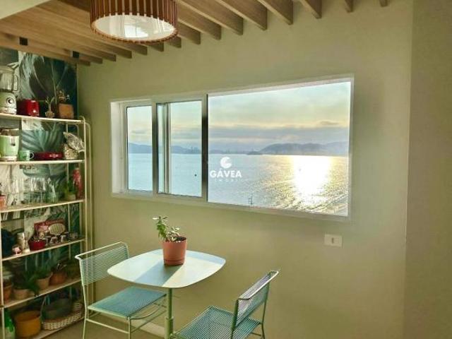 Apartamento à venda no Ponta da Praia em Santos