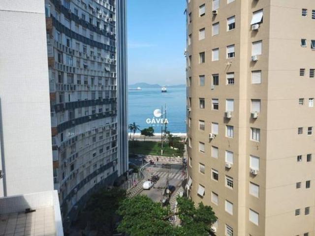 Apartamento à venda no Ponta da Praia em Santos