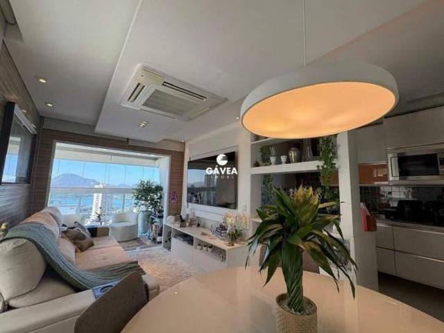 Apartamento à venda no Ponta da Praia em Santos