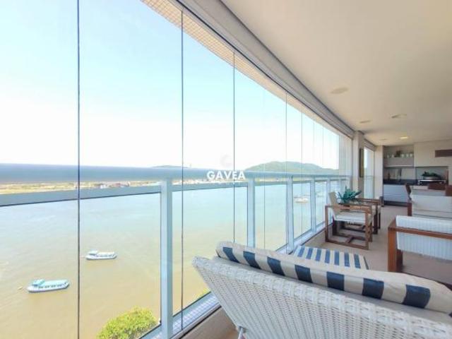 Apartamento à venda no Ponta da Praia em Santos