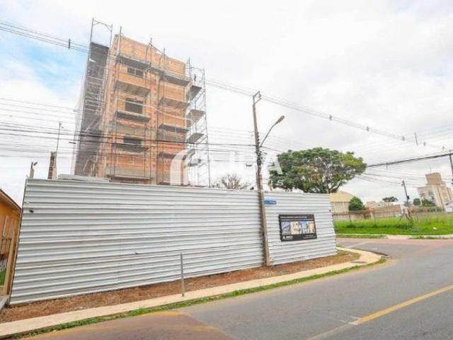 Apartamento à venda no Portão